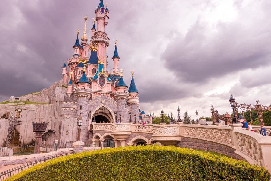 ΚΑΘΑΡΑ ΔΕΥΤΕΡΑ ΣΤΗ DISNEYLAND - 5 ΗΜΕΡΕΣ
